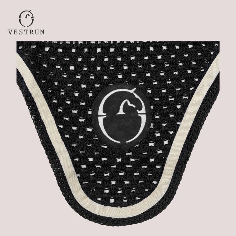 VESTRUM-BONNET-LATINA-EARNET-NOIR-BEIGE-LOGO | Equinoxe Shop